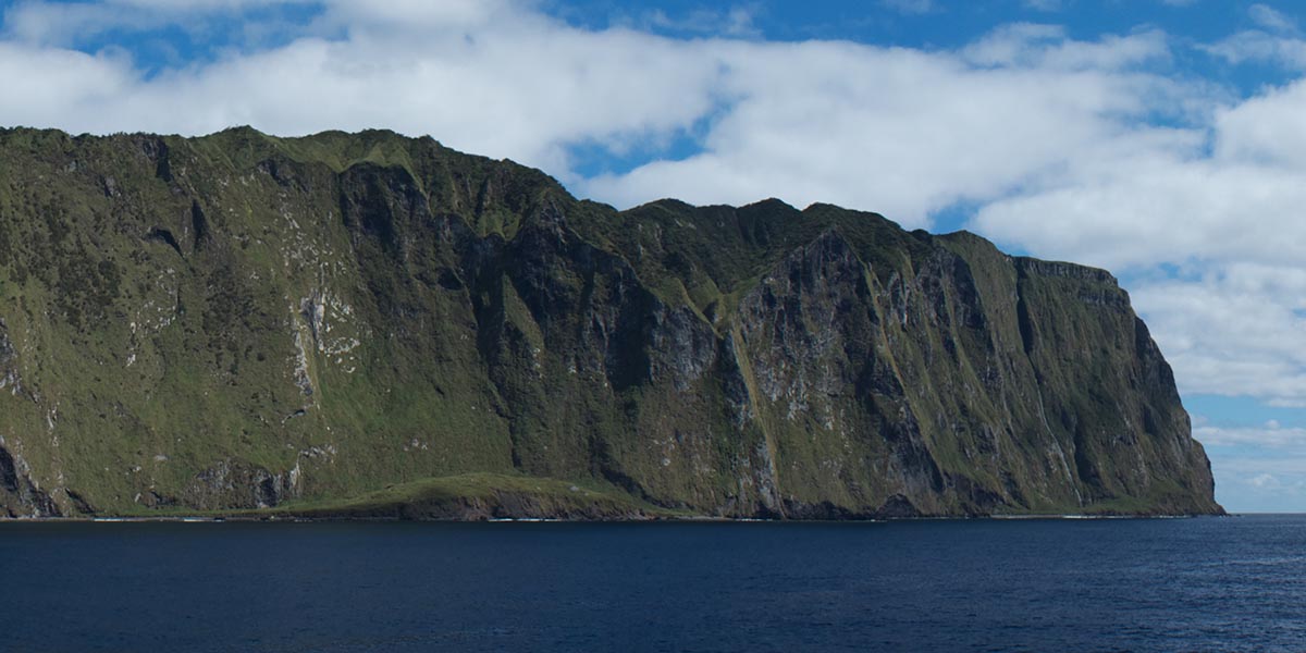 The Inaccessible Island, a remote place in the middle of the Atlantic ...